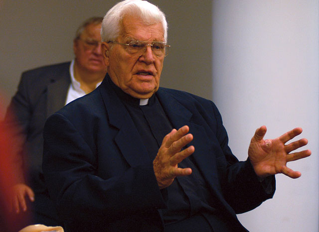 Msgr. Ralph Beiting dies at age 88 - The Record Newspaper