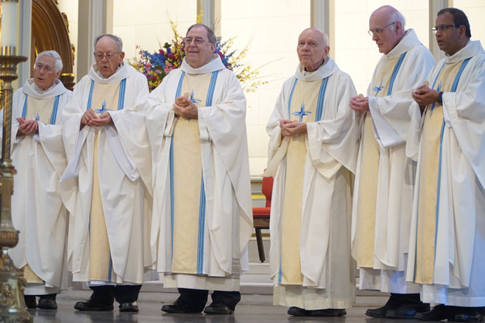 Jubilees of eight priests celebrated - The Record Newspaper