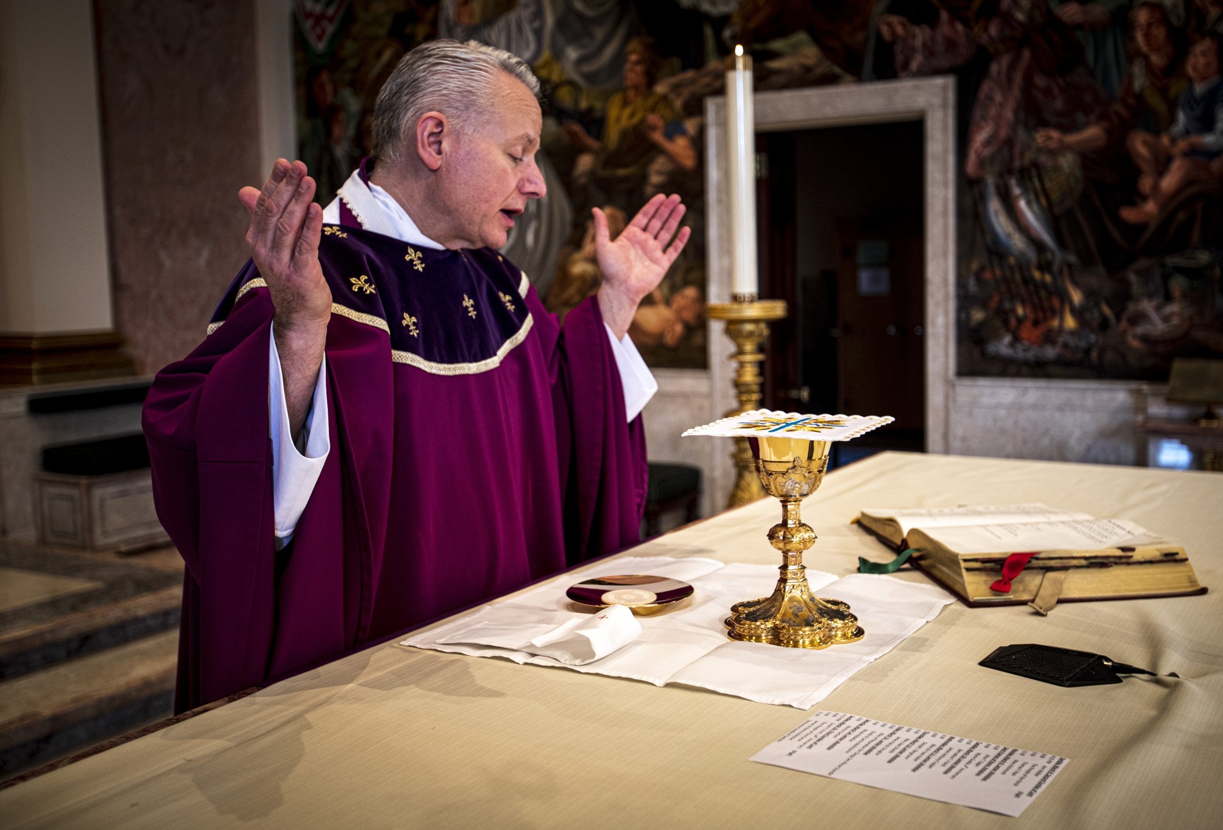 Communion statement aims to 'retrieve and revive' understanding - The ...