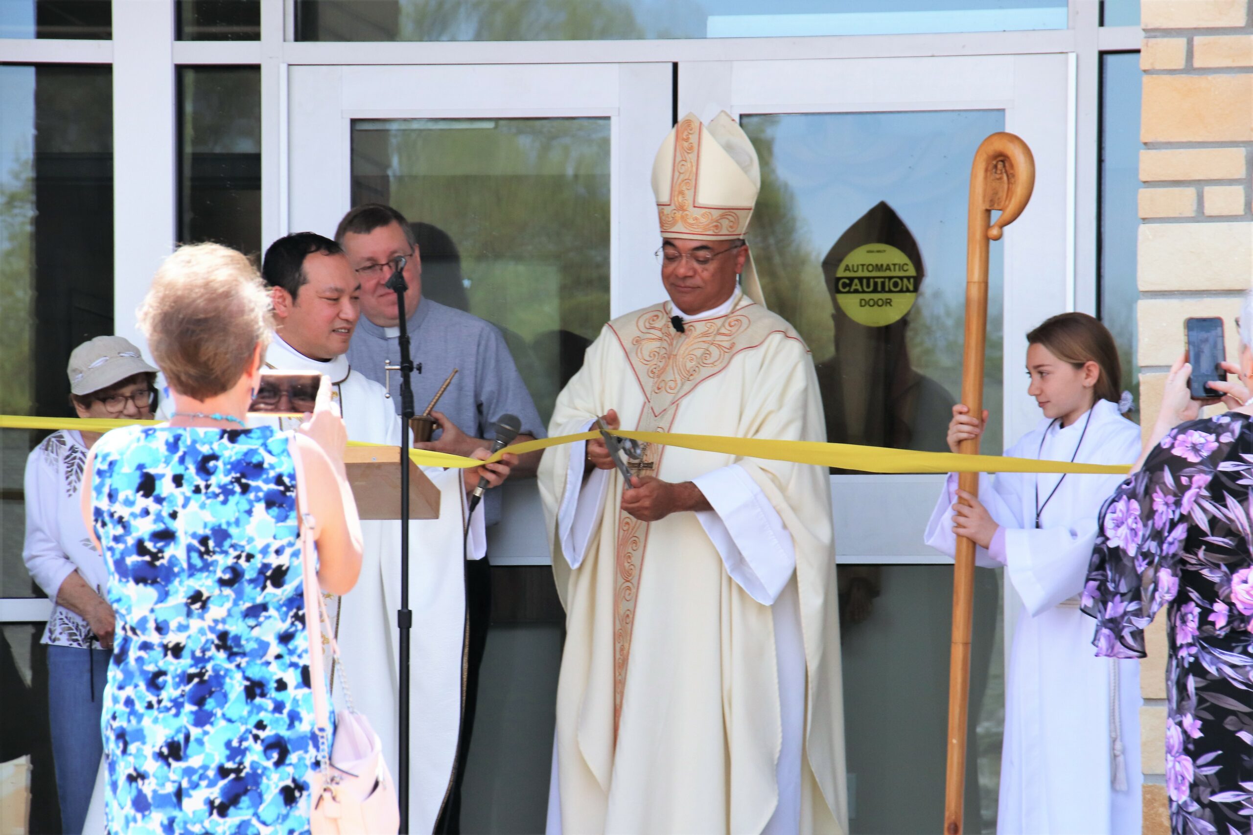 St. John Paul II celebrates first Communion, Parish Center dedication ...