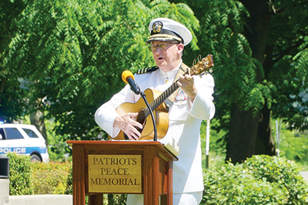 Memorial draws a crowd to remember - The Record Newspaper