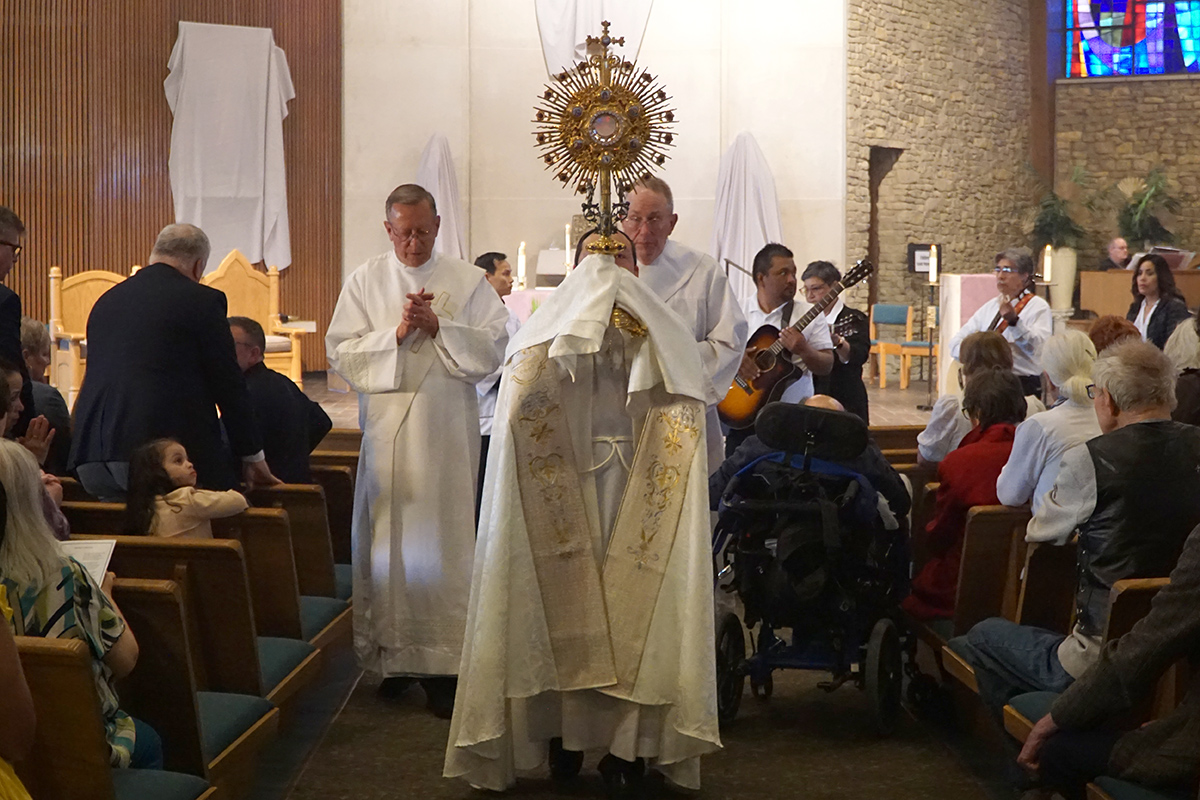 40 hours of devotion, adoration and prayer - The Record Newspaper