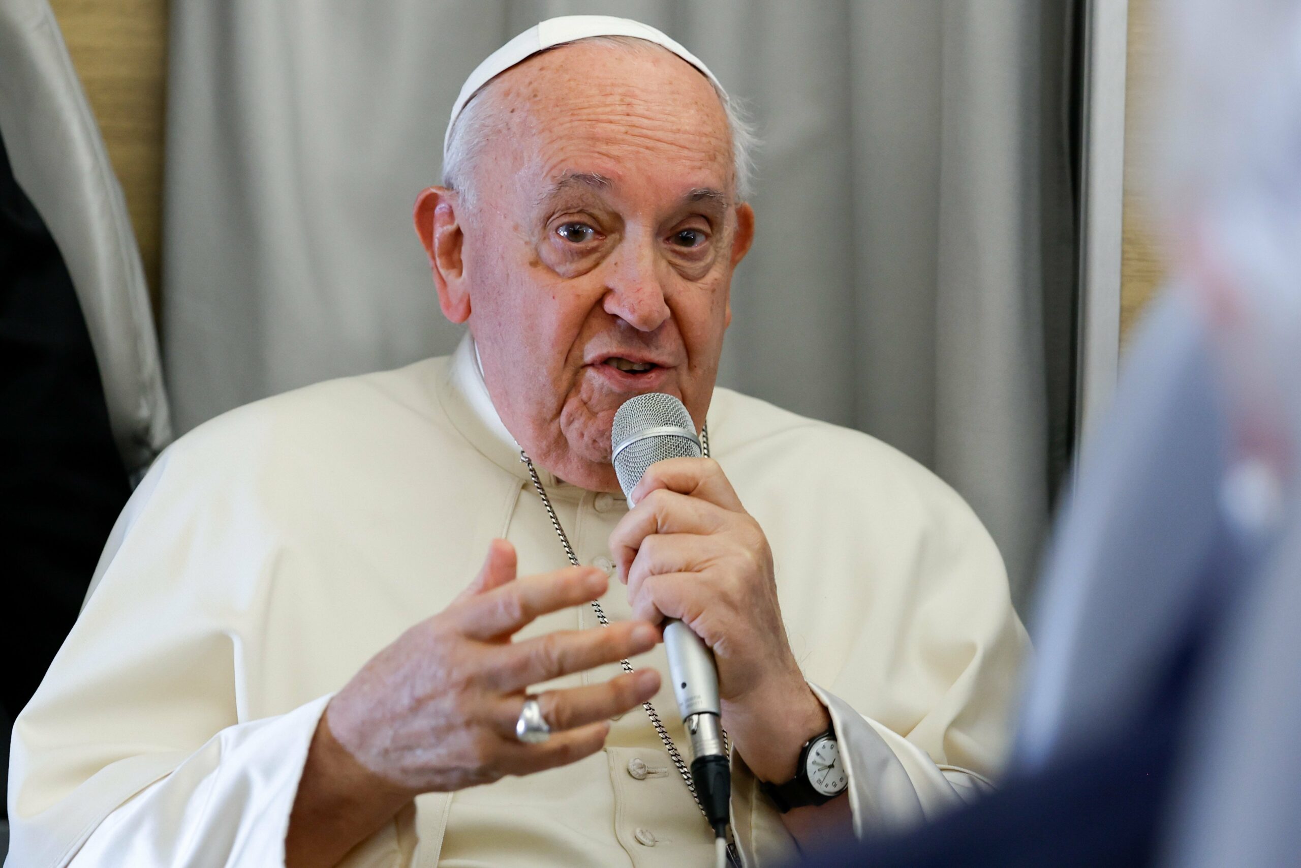 Synod assembly won't be secret, but won't be open to press, pope says ...