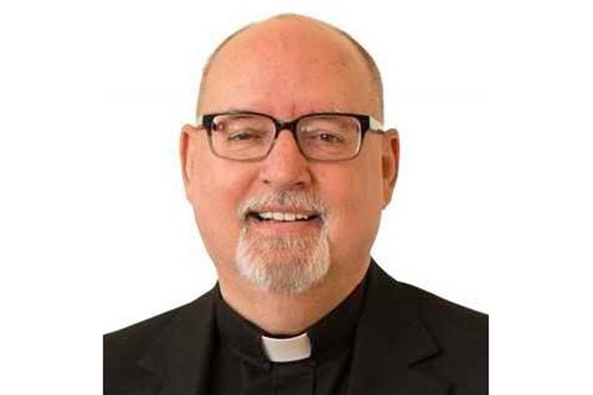 Pauline priest, Father Matthew Roehrig, marks 40 years of priesthood ...