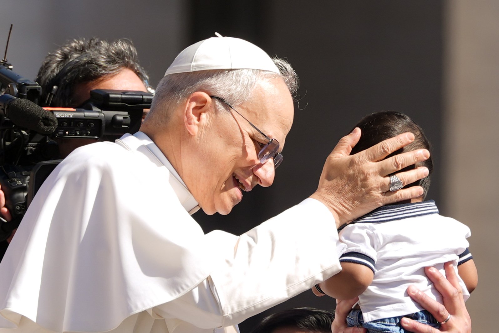 Remember Christ's compassion, show compassion to others, pope says ...