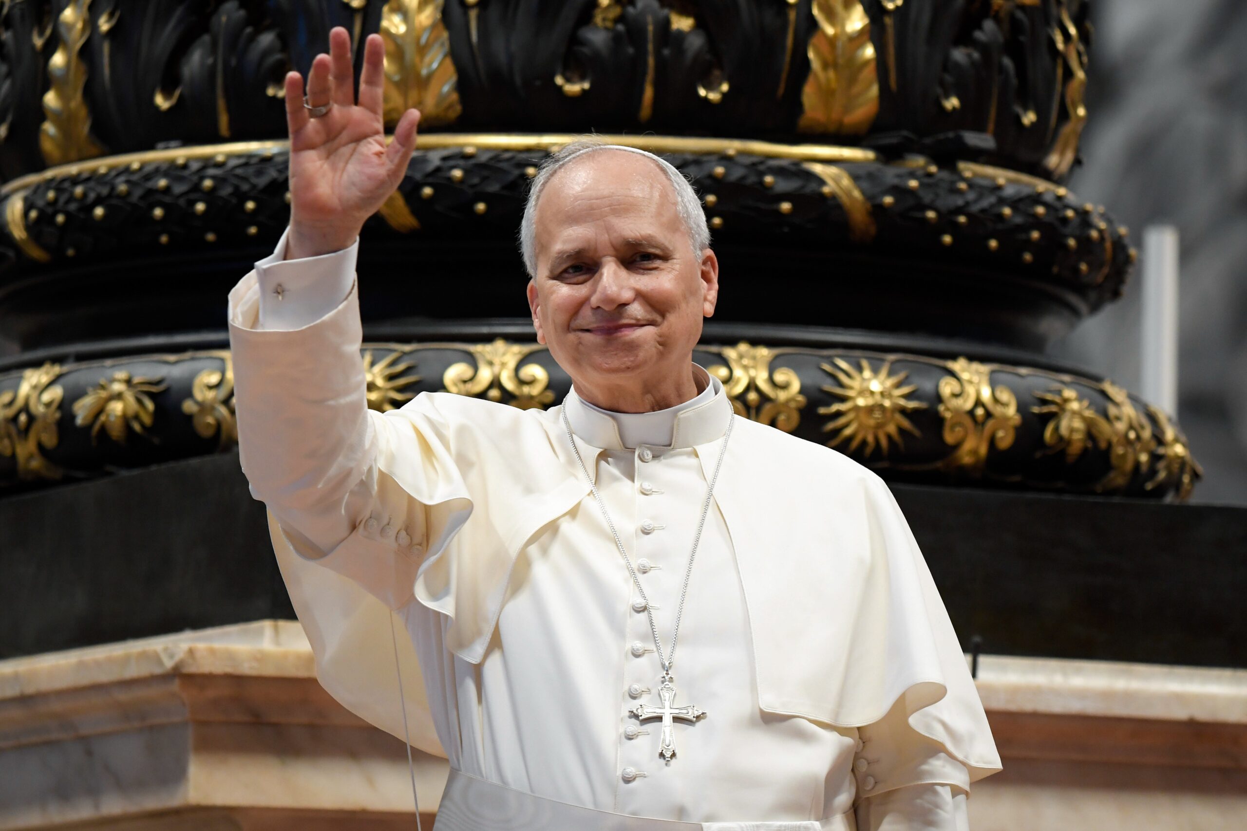 Hope is knowing God is always ready to forgive, pope says at audience ...