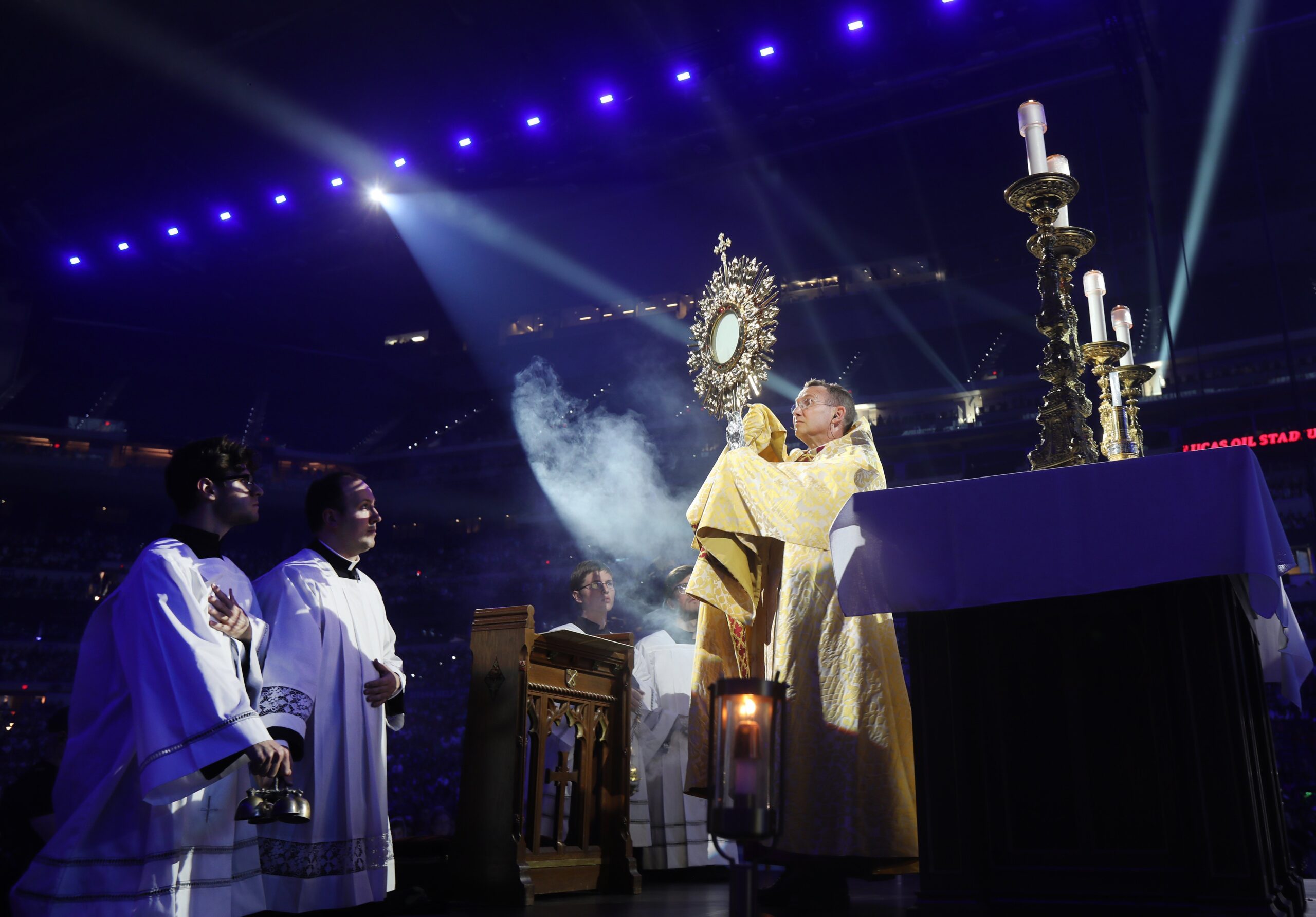 Bishops approve new National Eucharistic Congress for summer 2029 - The ...